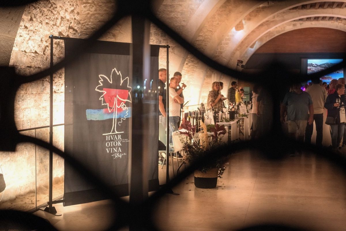 Las "degustaciones de vino de Hvar" comienzan este año con el tema del ...