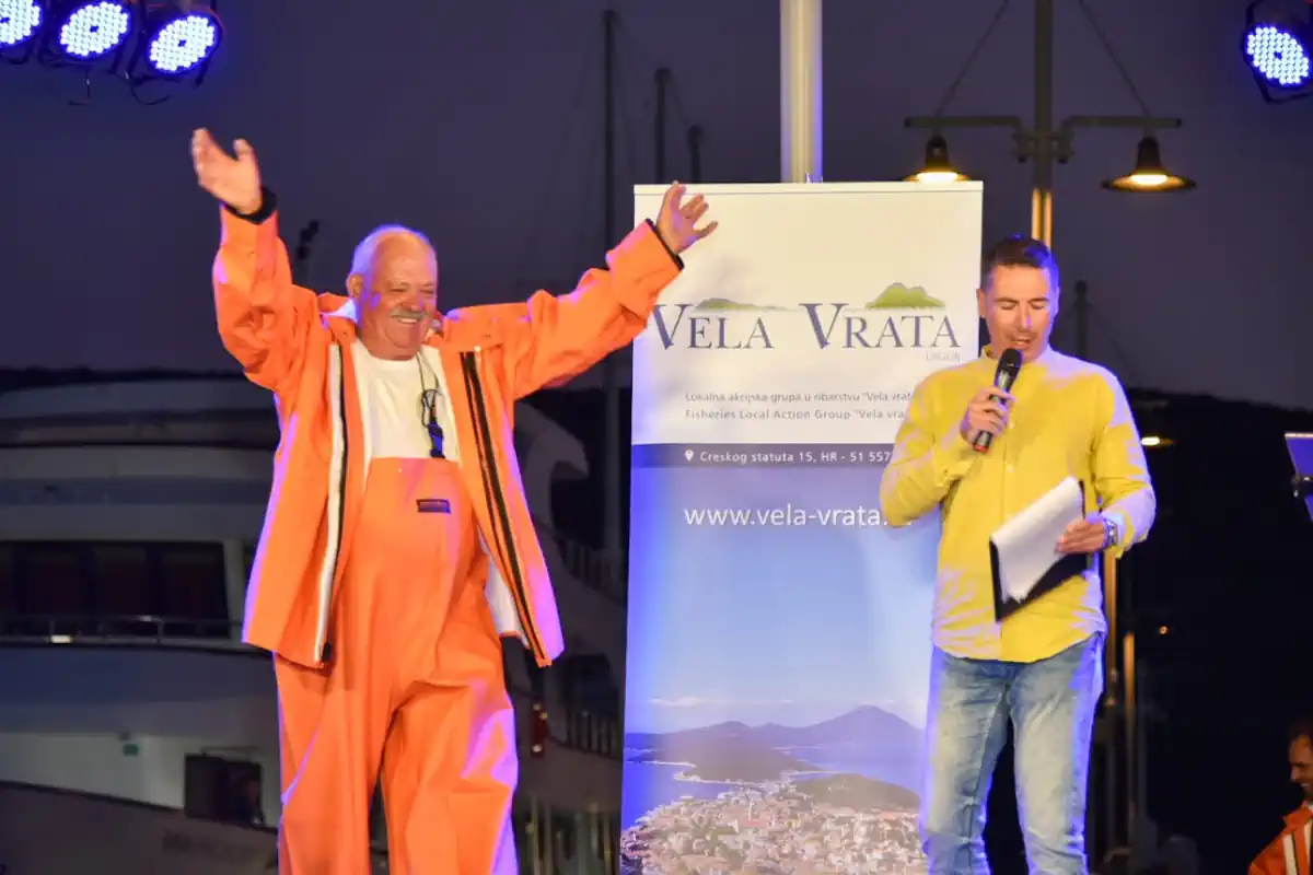 Ribarska modna revija u Cresu oduševila posjetitelje | Turističke priče